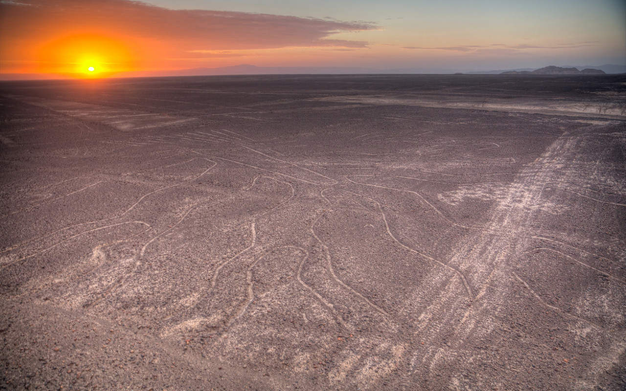 Tour arqueológico y sobrevuelo por las líneas de Nazca (desde Ica ...